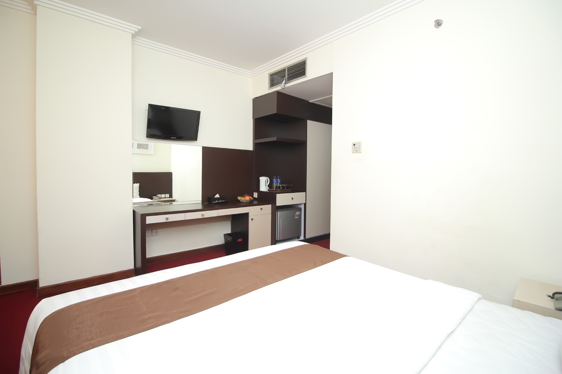 Executive Room – UNY Hotel